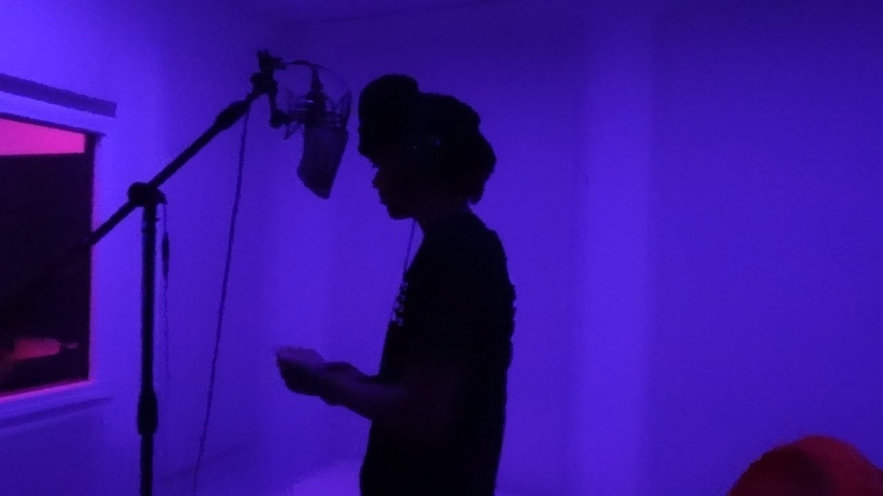 Studio sesh (ft JAY MOVIN!! ) - YouTube