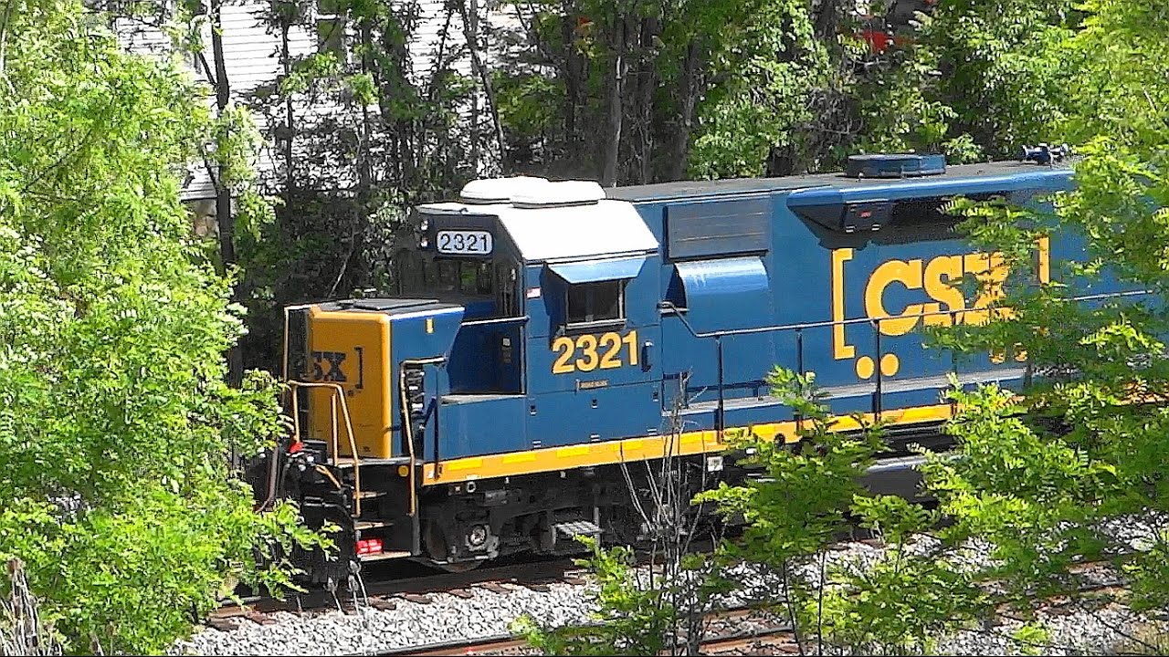 Short CSX Freight Train Shoving Thru Lansdowne - YouTube