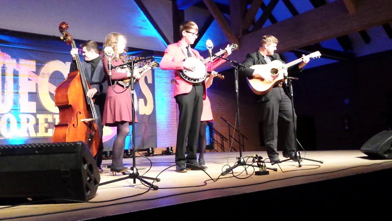 The Price Sisters - Intro Songs Bluegrass Jamboree 2019 - YouTube