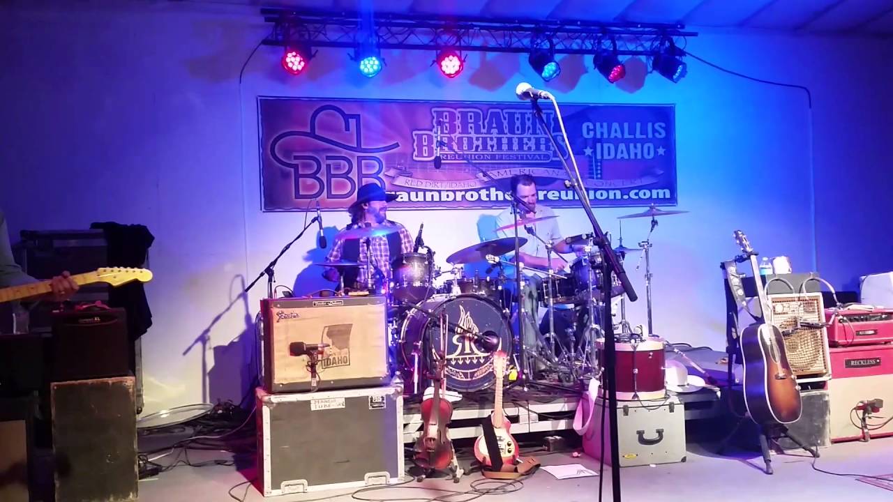 Jay Nazz and Willy Braun on the drums - BBR - YouTube