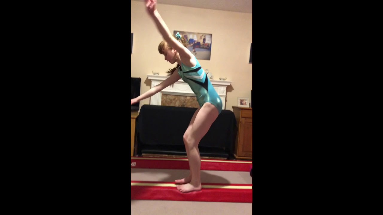 GYMNAST KARINA & HER GYMNASTICS - YouTube