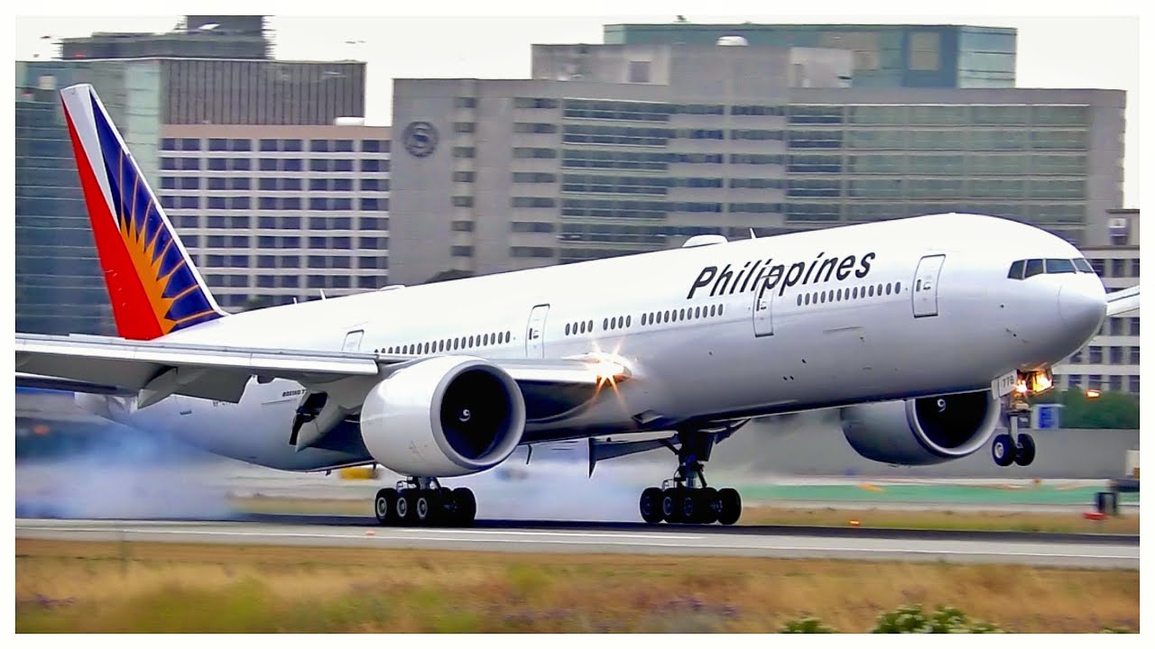 (ATC INCLUDED) PHILIPPINE AIRLINES BOEING 777-3F6(ER) LANDS AT LAX ON ...