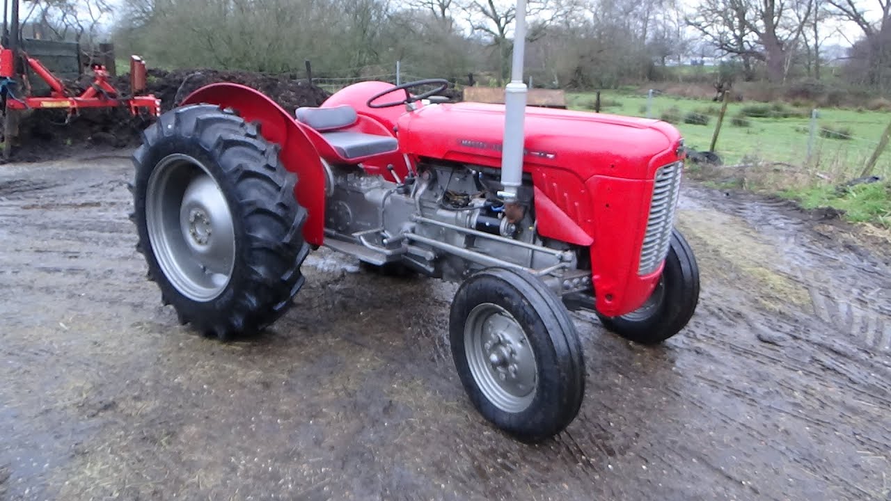 MF 35 Four Cylinder 1958 - YouTube