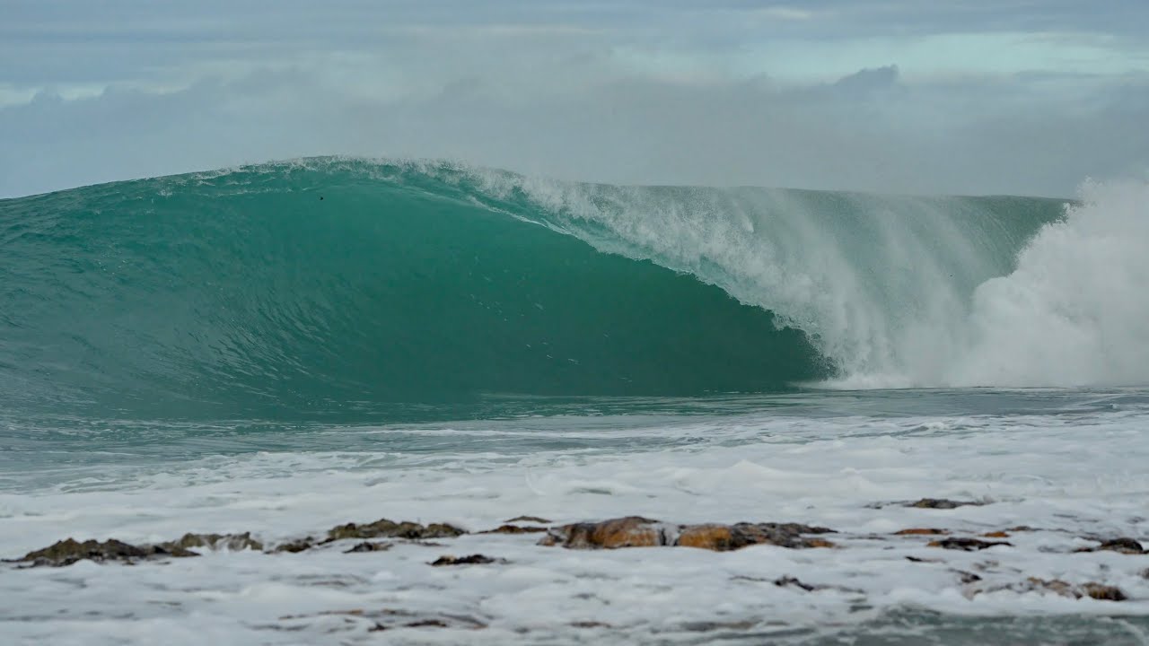 Dangerously Fun Surfing 5 - YouTube