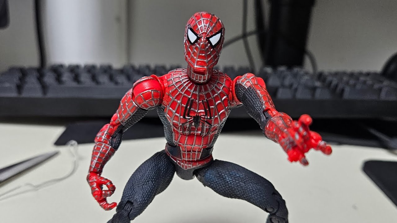 Unboxing the Toy-Biz Super Poseable Spider-Man 2004 Action figure - YouTube