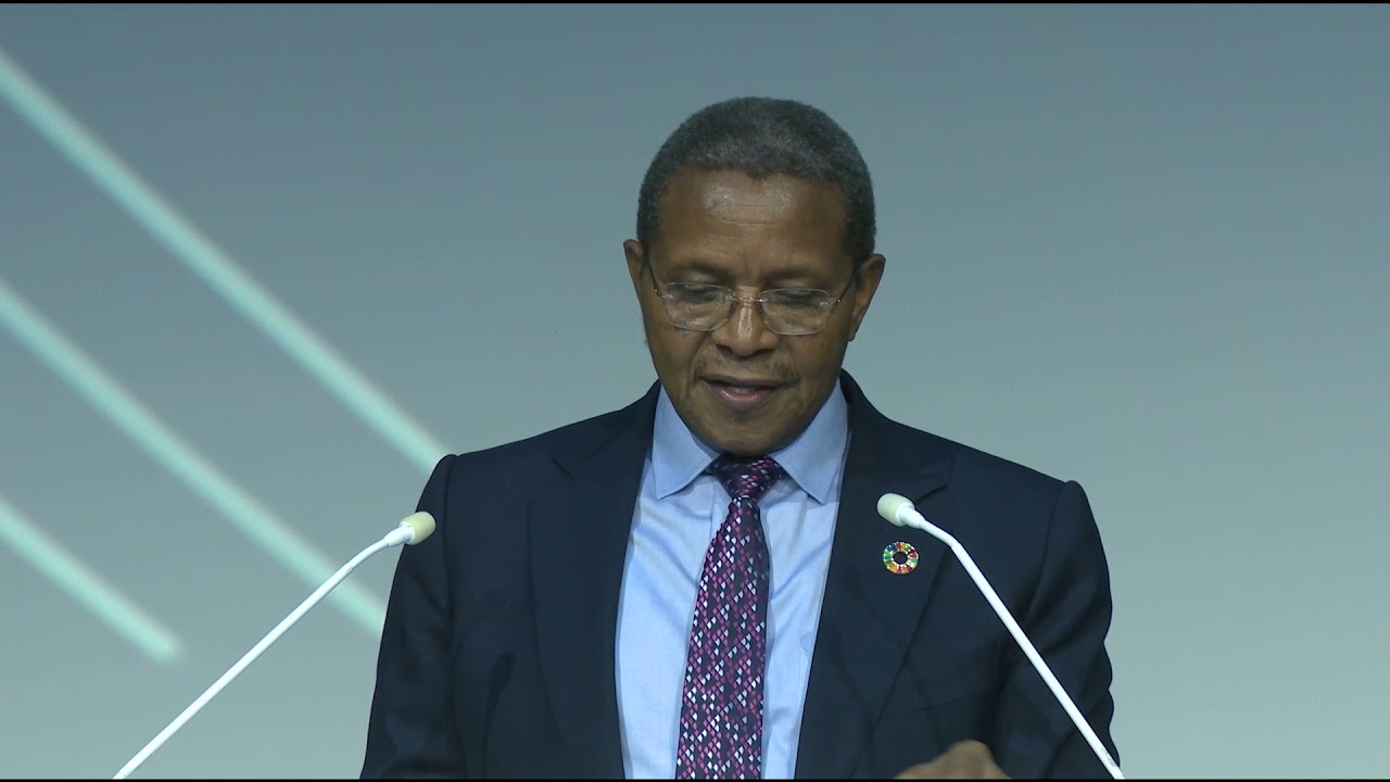 Turning Political Ambition to Financing Action through Evidence H.E. Jakaya Kikwete, GPE Board ...