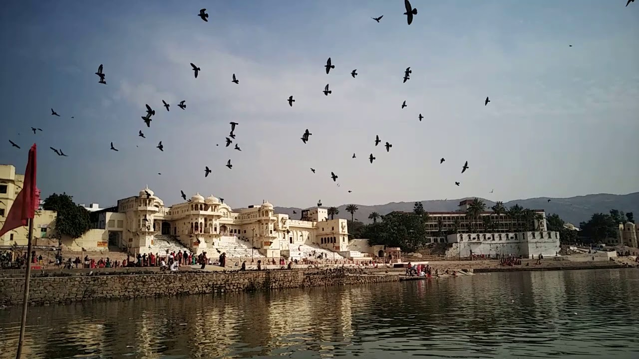Pushkar Special: Beautiful ghats in slow motion - YouTube
