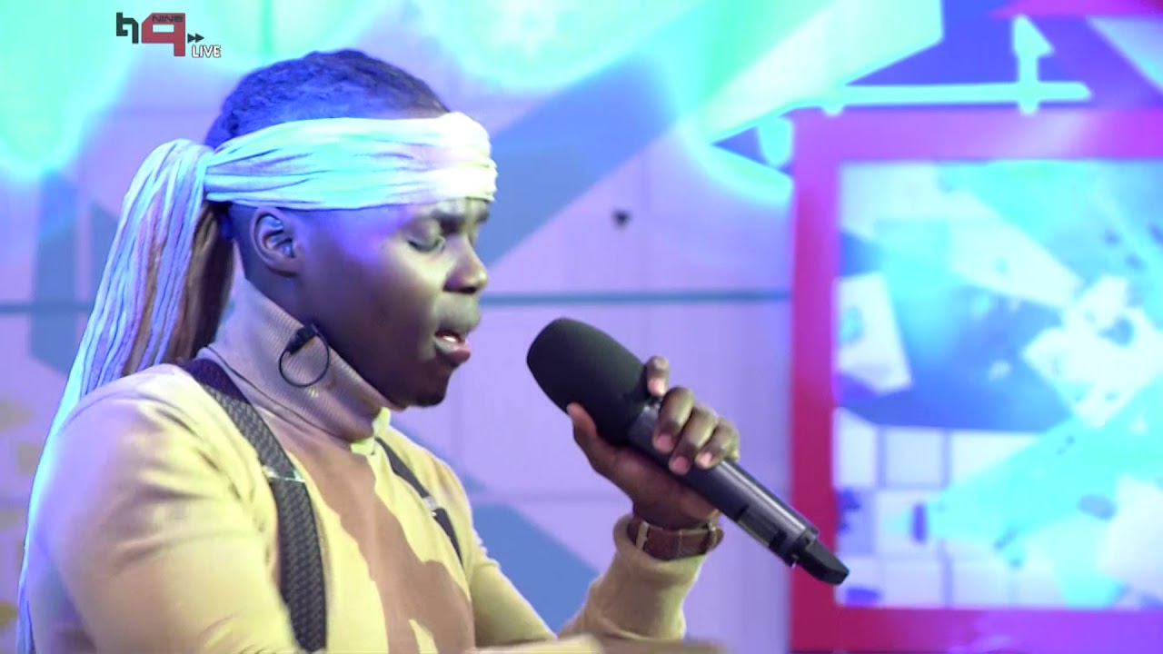 Blaq Diamond performs Sthandwa on the HN9 stage! - YouTube