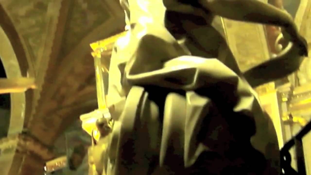 Incorruptible St. Catherine of Genoa - YouTube
