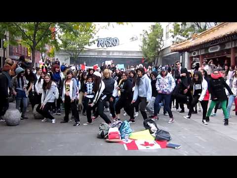 Montreal Kpop Flasmob 10/10/12