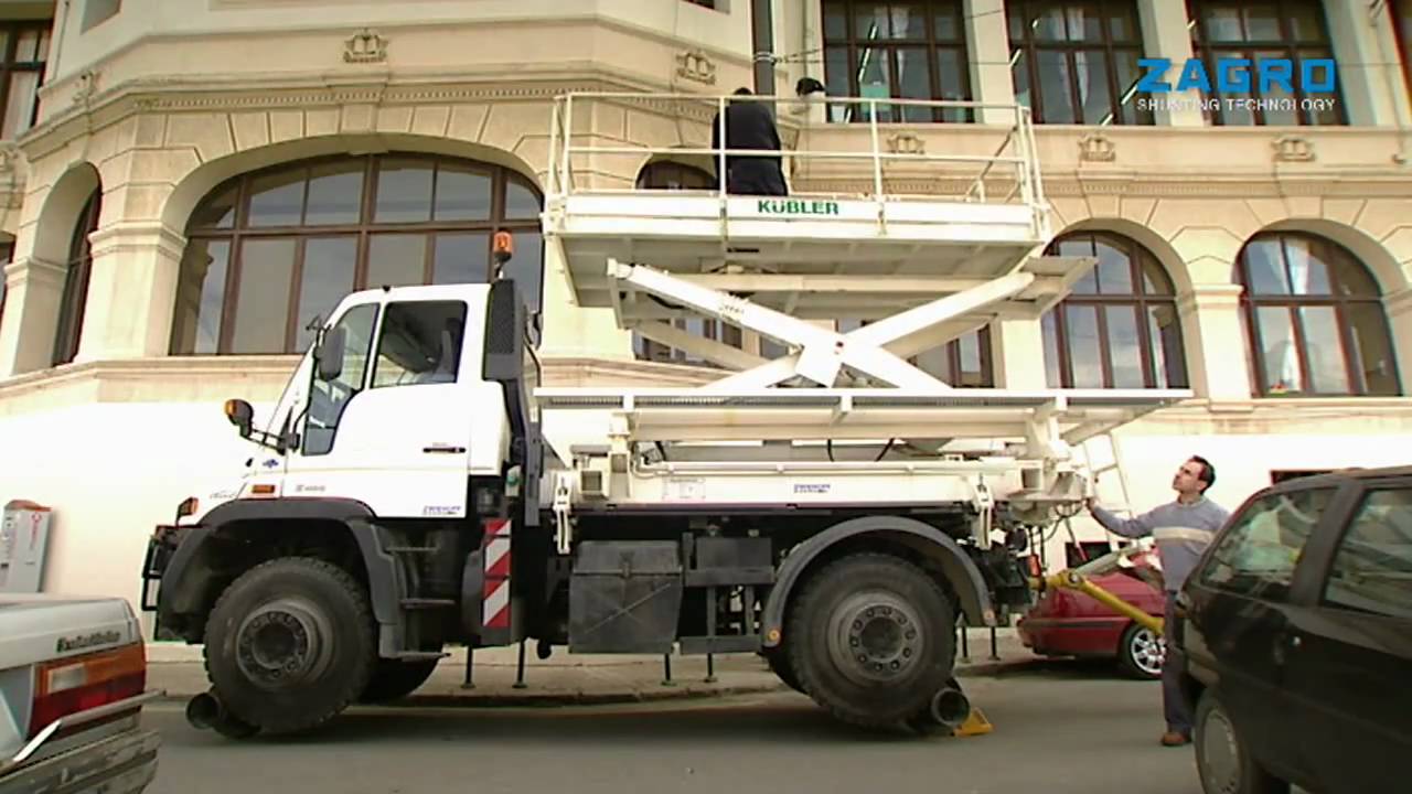 ZAGRO Unimog Access platform - YouTube