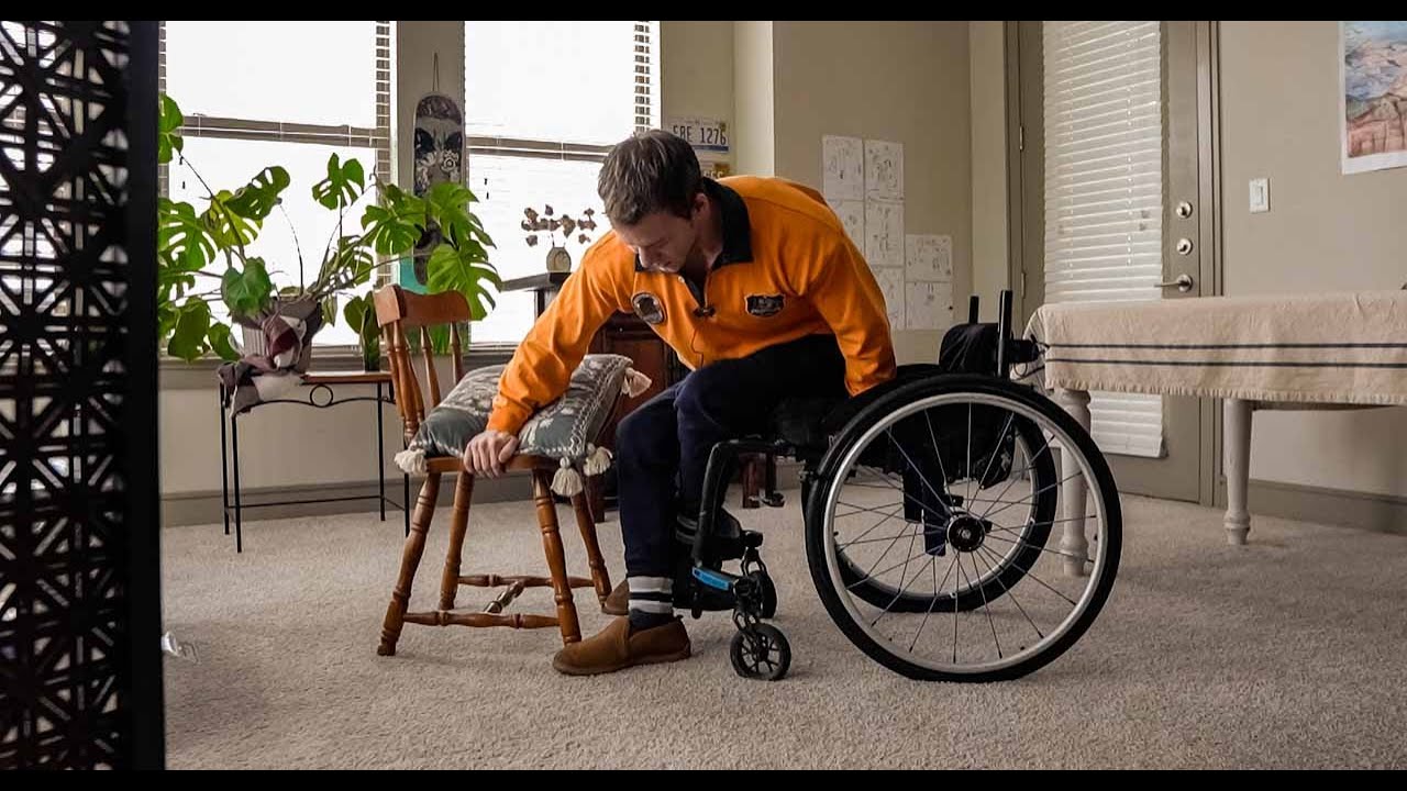 Mastering the 180° Transfer: A Guide for Paraplegics - YouTube