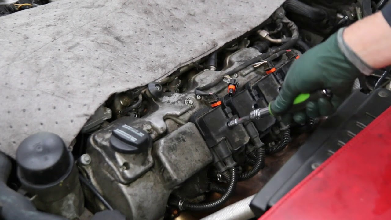 How to Prevent Breaking or Stripping Coil Bolts Mercedes M112 M113 ...