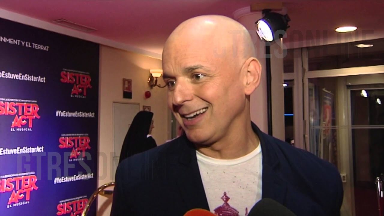 El actor Jorge Lucas planta cara a su enfermedad y acude al estreno del ...