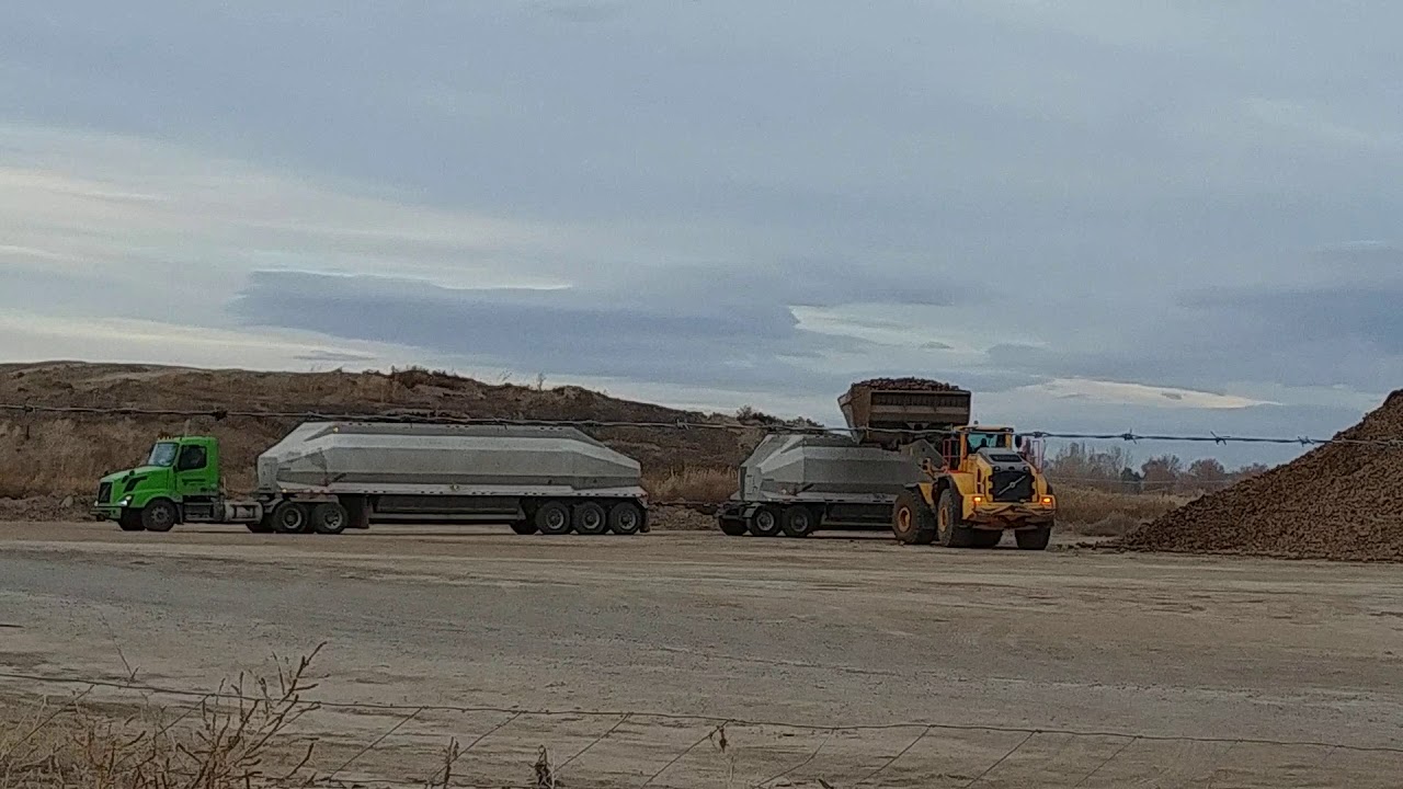 Transystems finishing the last truck load - YouTube
