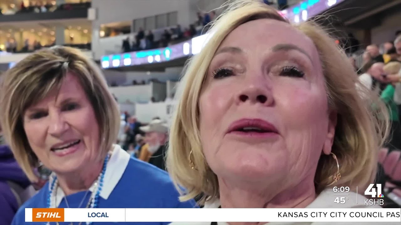 Drake fans celebrate after win over Missouri - YouTube