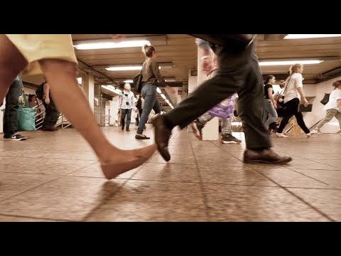 NY1 "Mornings on 1" Open - YouTube