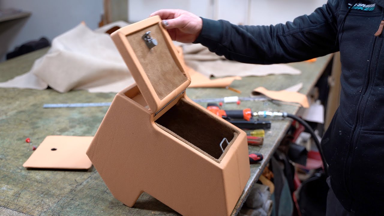 How to cover a cubby box in leather, 1983 Range Rover 2 door - YouTube