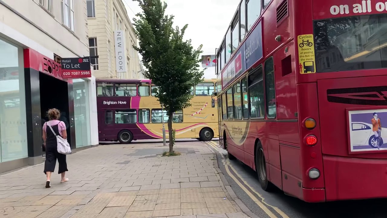 BRIGHTON & HOVE BUS ROUTE 6 DEPARTING WESTERN ROAD BRIGHTON - YouTube
