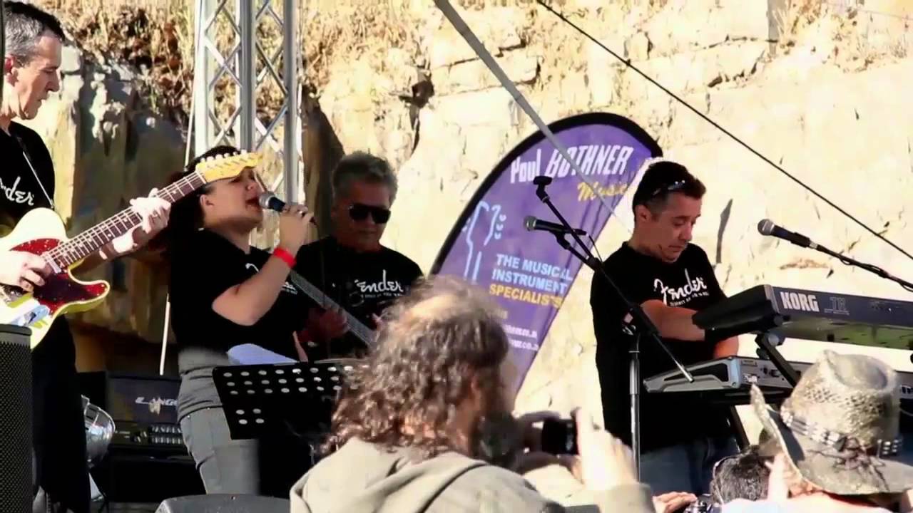 ROBIN GALLAGHER BAND FENDER BLUES FEST CAPETOWN 2013 - YouTube