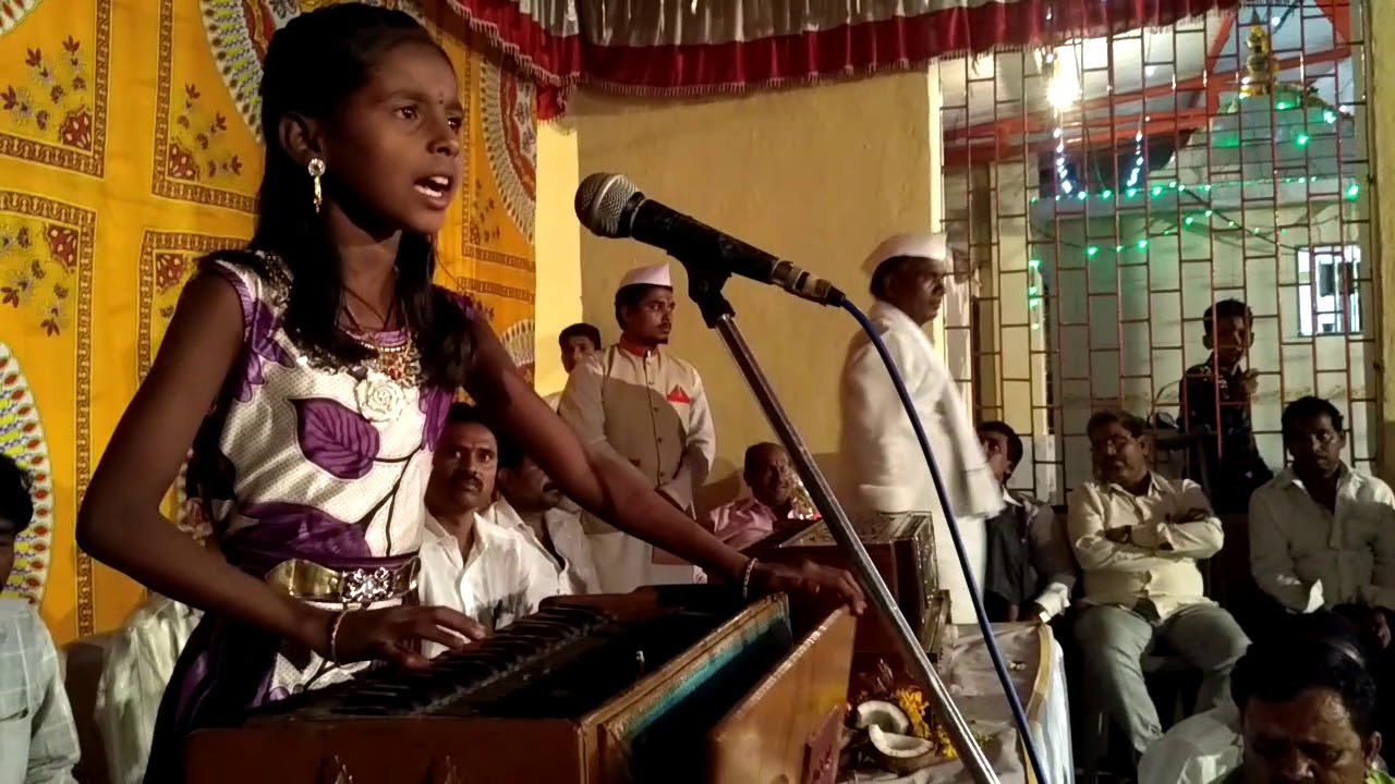Soniya Vainkat Rathod from Hodalur tanda Aaland..Aajo re ganraya - YouTube