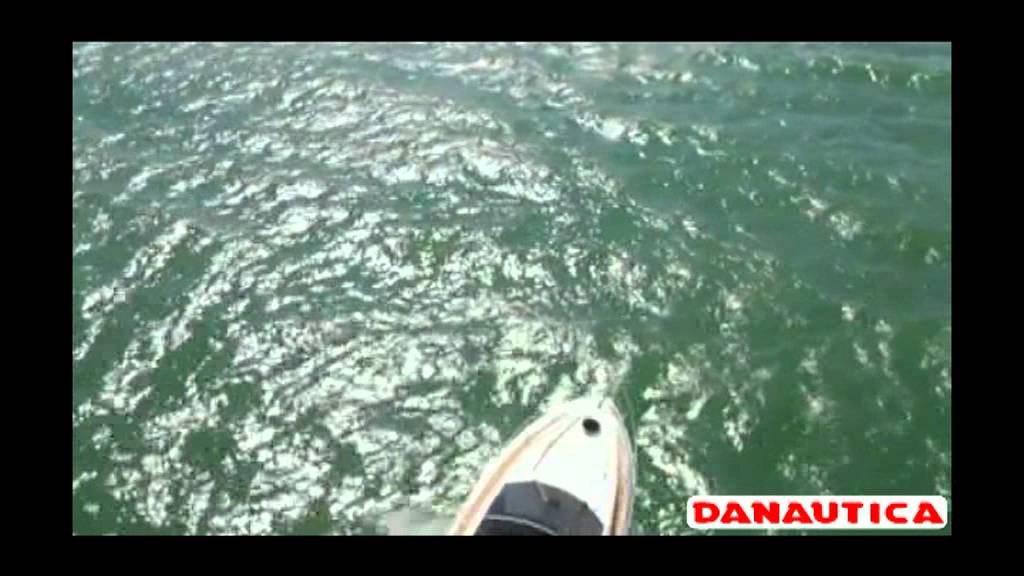 Danautica-Armada 300 Gran Cabrio, 440 SportCoupê, 440 SportFly e Jet ...