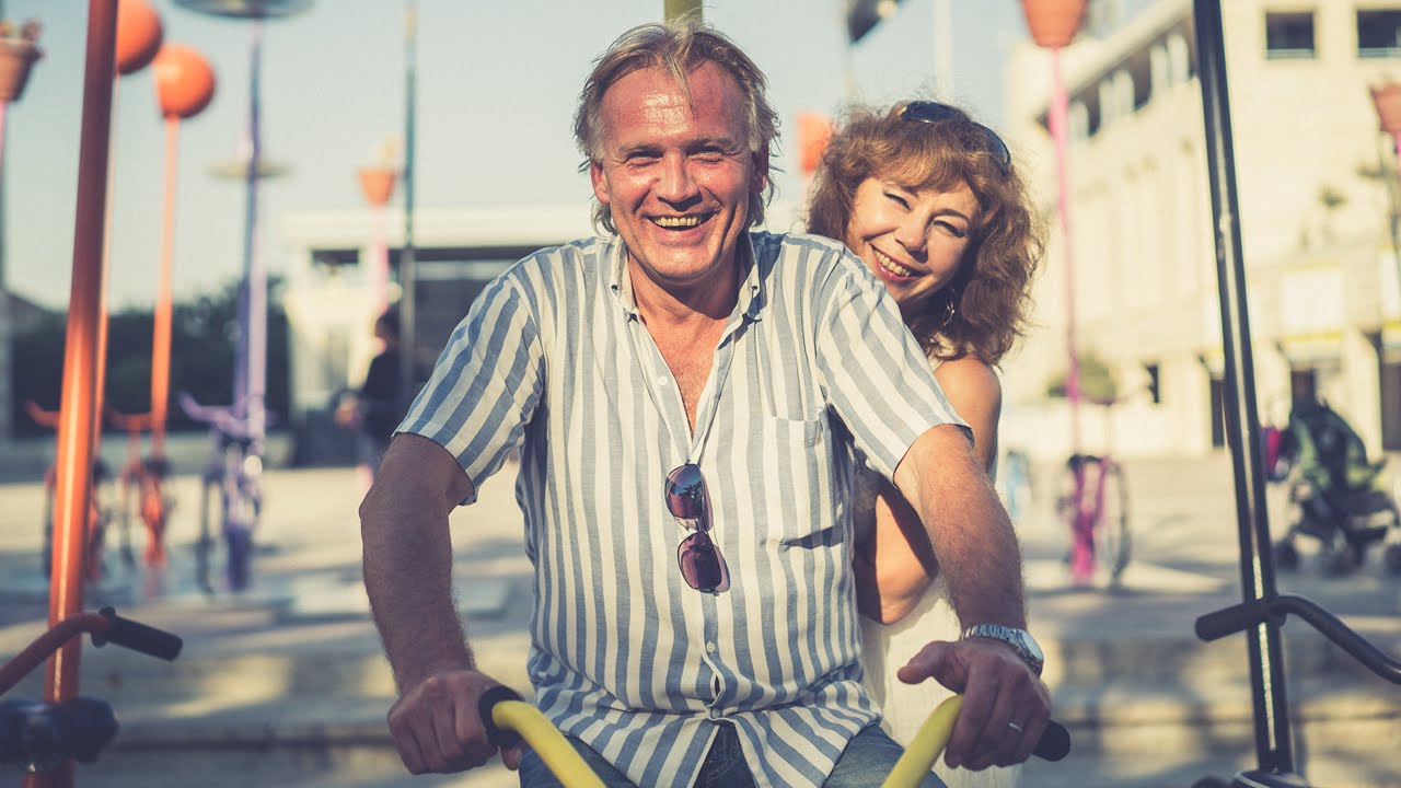 Andrei & Julia - Opera Street Artists - YouTube