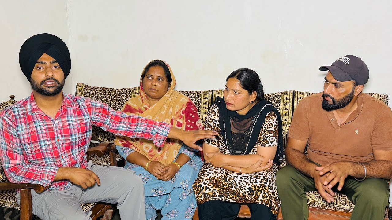 Sadia Video Na Aun Da karn Kyu Chadd Ke Gaye Sanu Eh Camere Agee Dasi ...