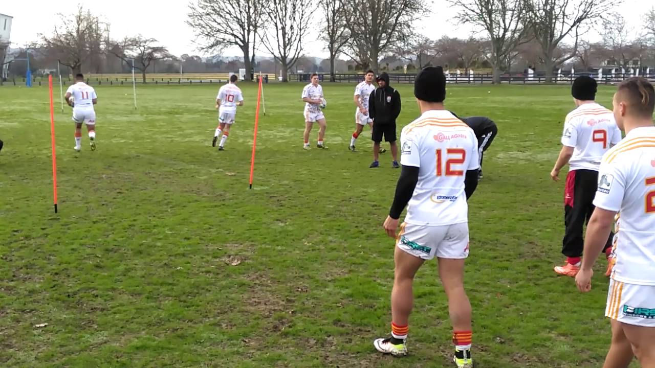 Chiefs U18 backs white team - YouTube