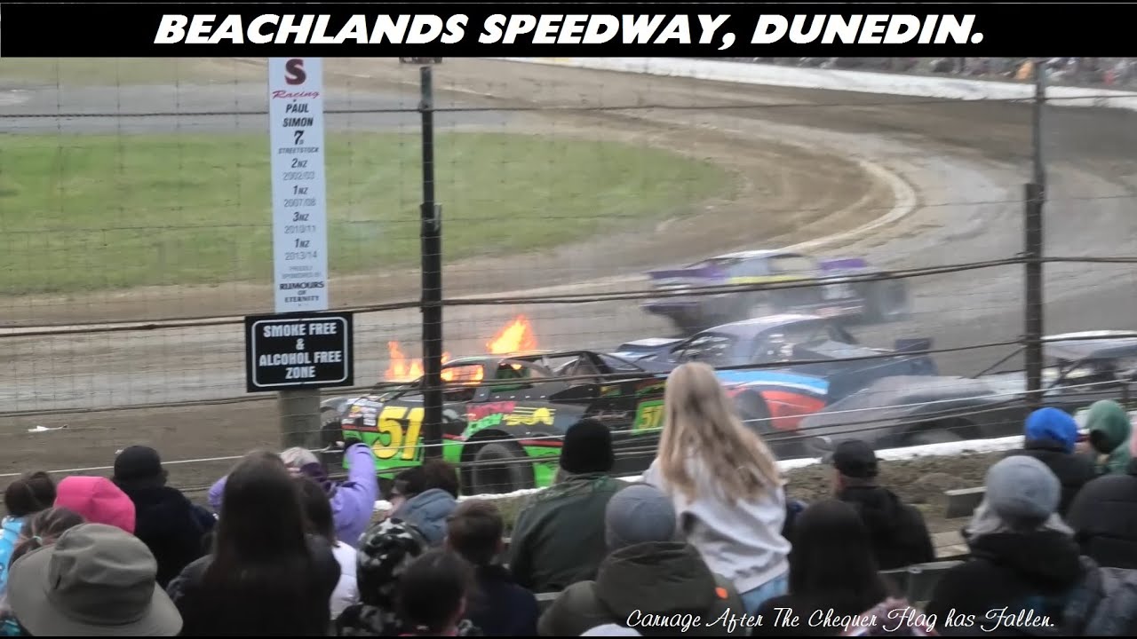 Beachlands Speedway, Saloon Carnage. Nov 2022 - YouTube