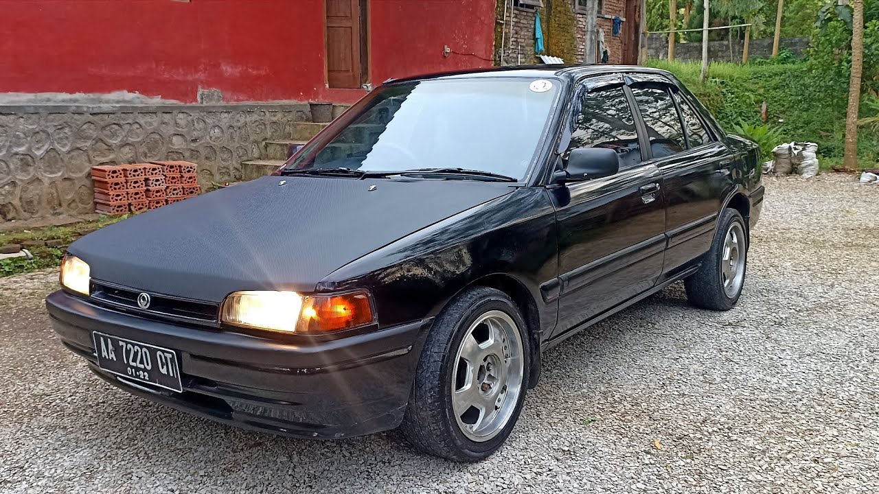 Mazda 323 interplay mantab irit bbm fasilitas komplit harga terjangkau ...