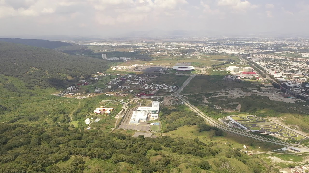 Vuelo en el Cerro del Colli - YouTube