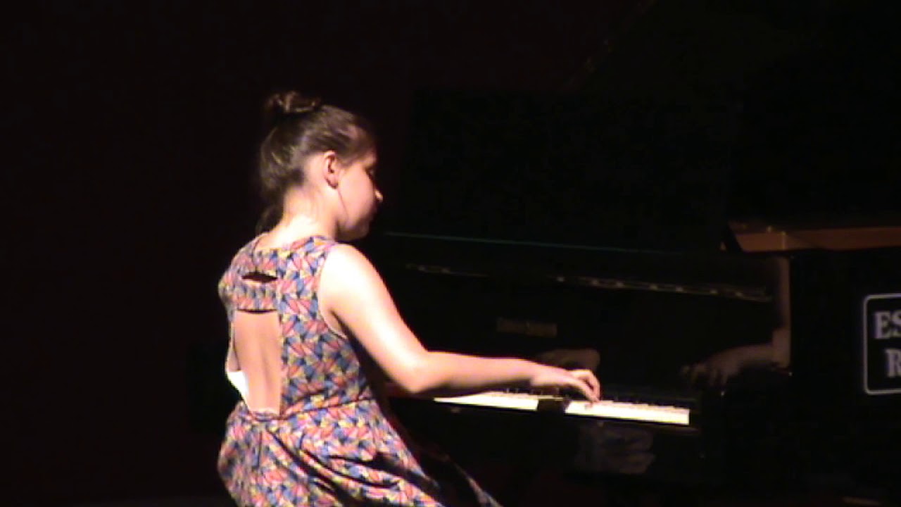 Helene piano 3 mp4 - YouTube
