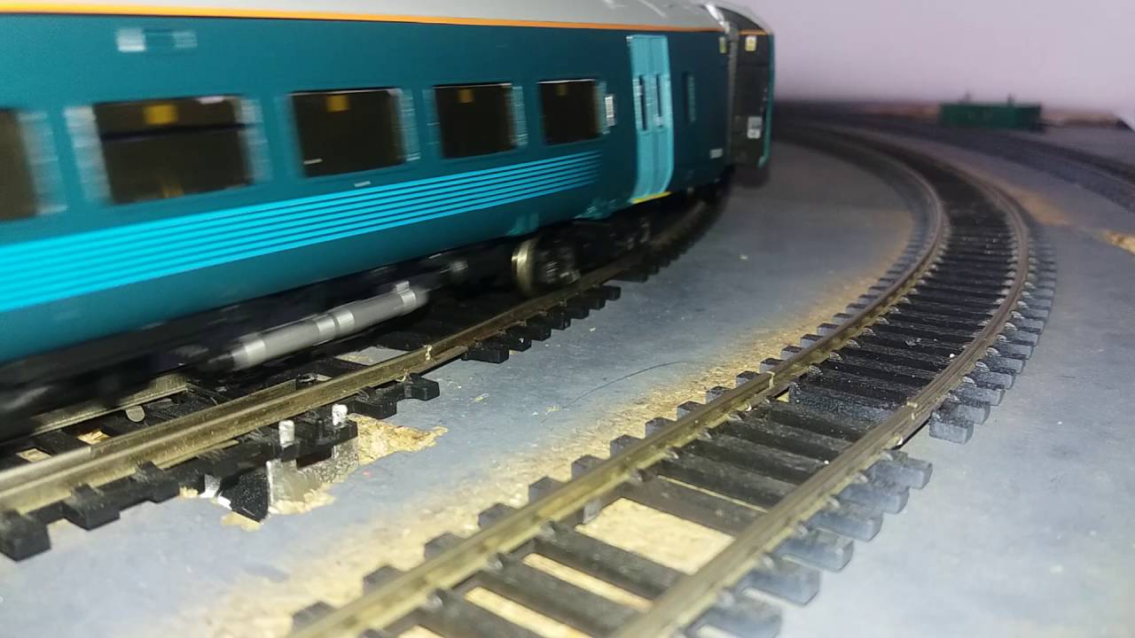 Bachmann Class 158 820 ARRIVA Trains Wales - YouTube
