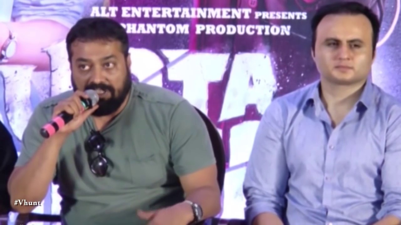 Anurag Kashyap & Shubhra Shetty Spotted On New York Street - Bollywood ...