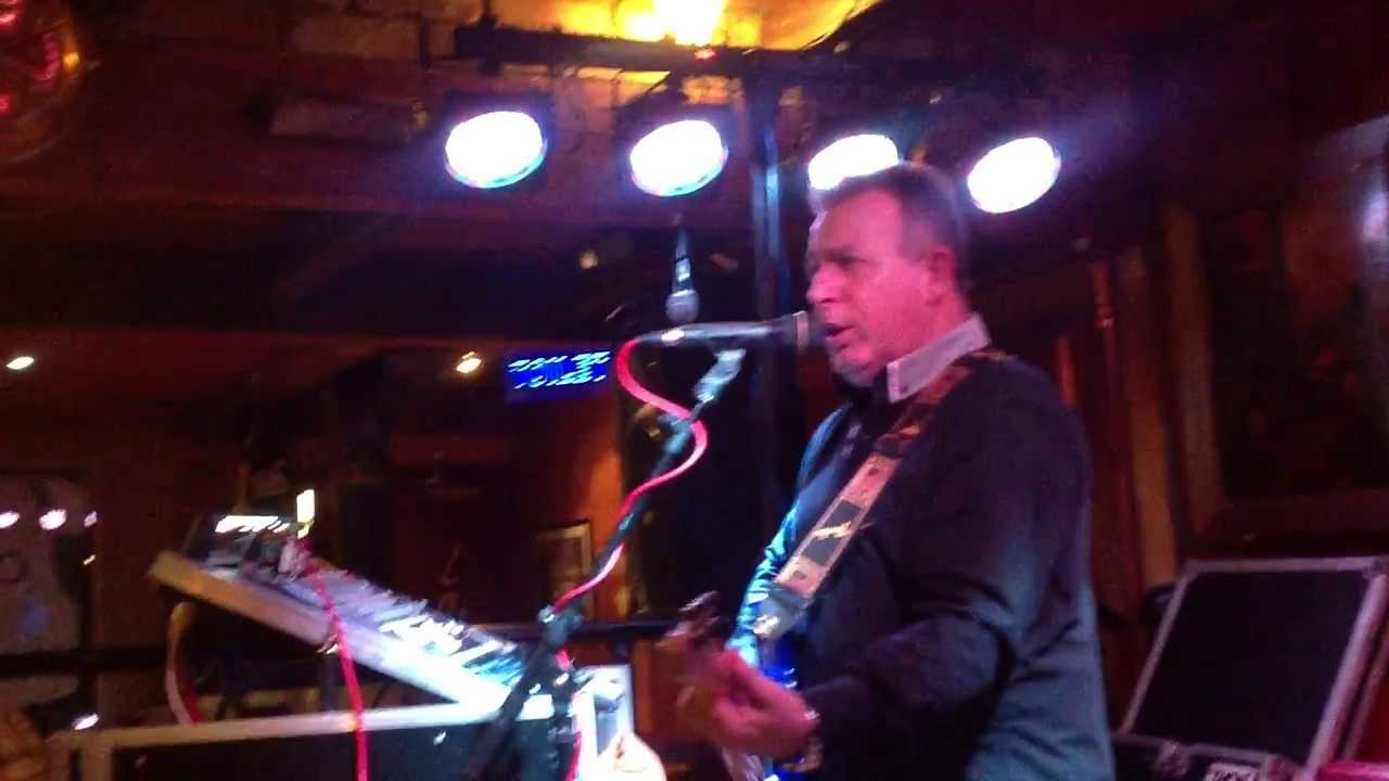 BILLY MACK IRELAND SINGS BACK IN 68 - YouTube