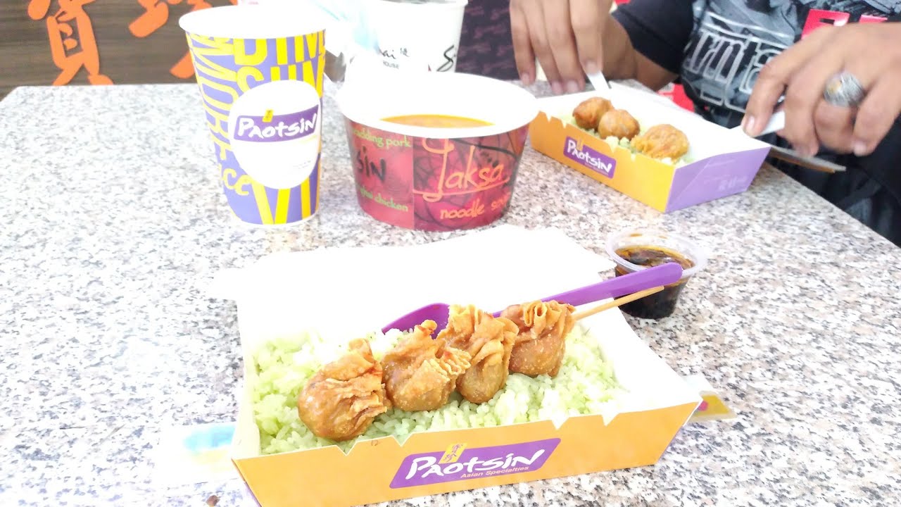 Paotsin [ laksa soup + dumpling with rice] - YouTube