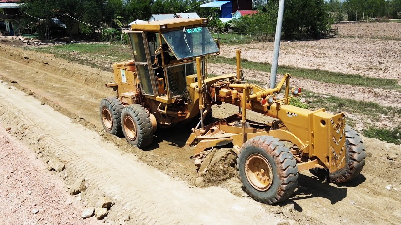 Wonderful Motor Grader Build Foundation New Road Construction, Best ...