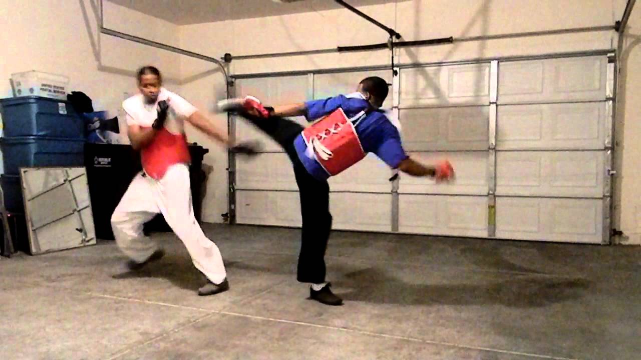 Leg Block.MOV - YouTube