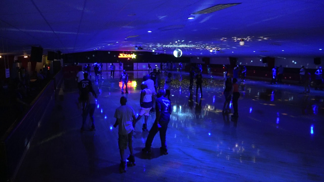 ITS GOING DOWN AT STAR ROLLER RINK AUG 5,18 2 - YouTube