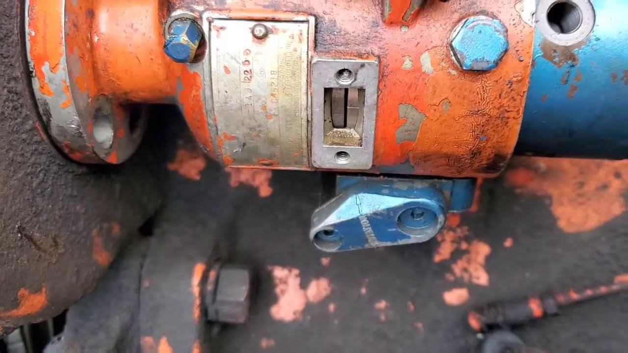 Injection Pump timing & Pump Drive Gear. Case 188d - YouTube