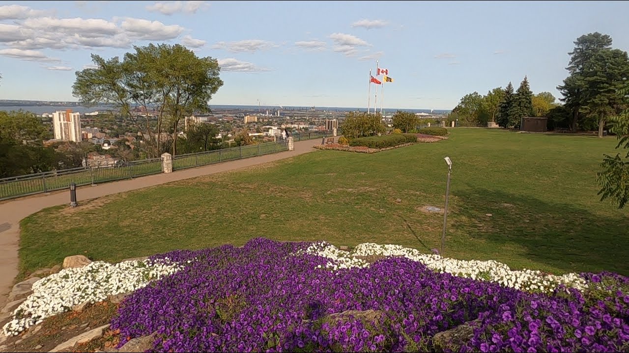 Hamilton Skyline from Sam Lawrence Park - YouTube