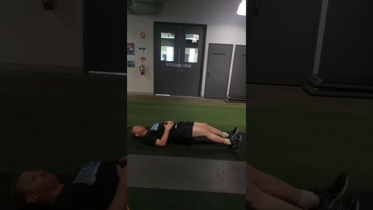 Isometric hamstring bridge - YouTube
