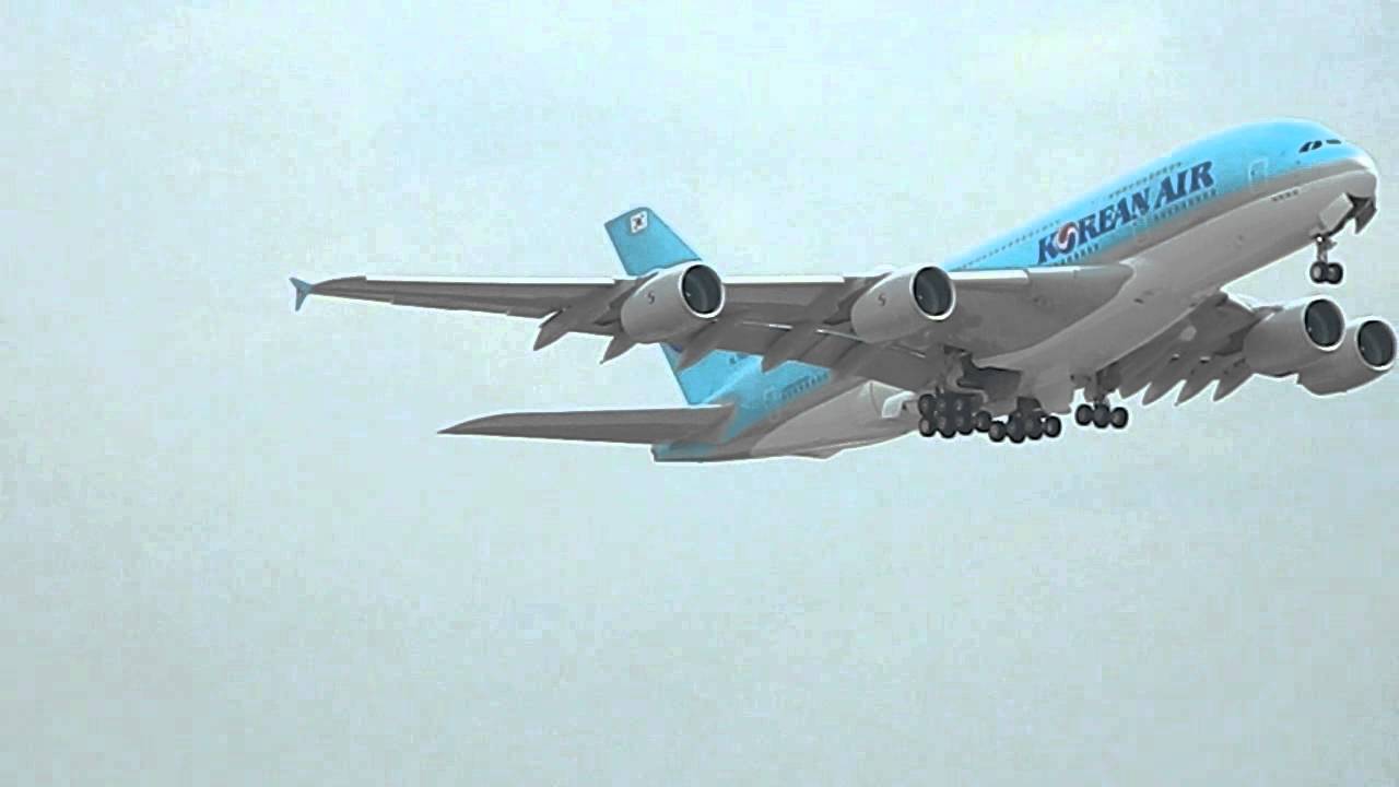First Ever A380 Takeoff From Atlanta!!! - YouTube