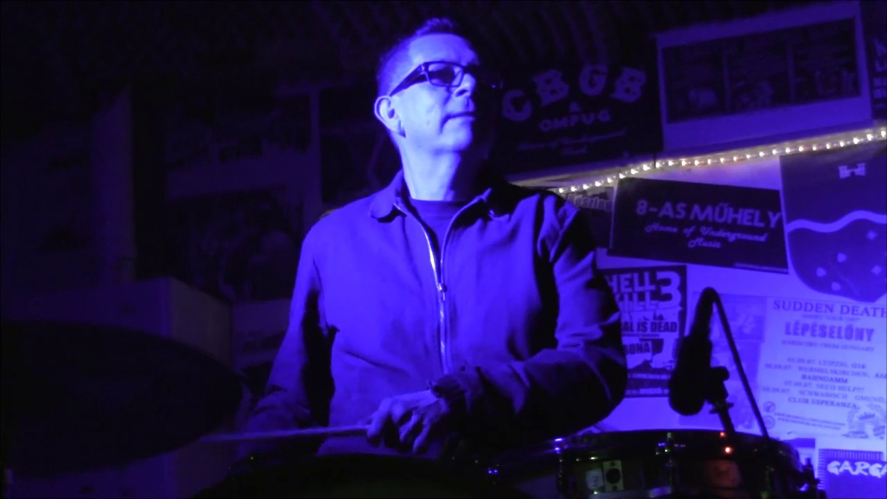 EGRI PÉTER ÉS A MYSTERY GANG - YouTube