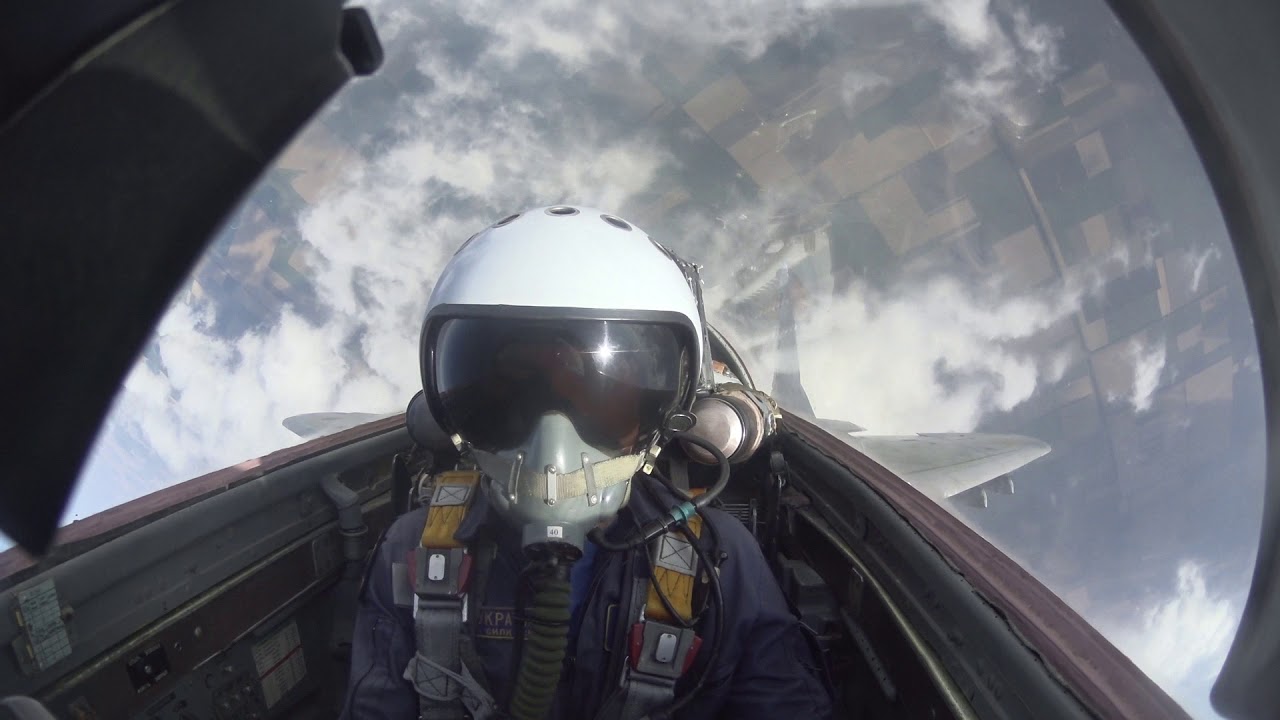 MiG-29 flying in the clouds / МиГ-29 полет в облаках - YouTube
