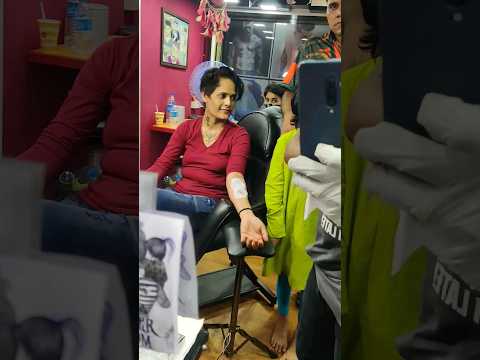 Beautiful Tattoo 💗🌼 #tattoo #design #mother #art #shorts #trending