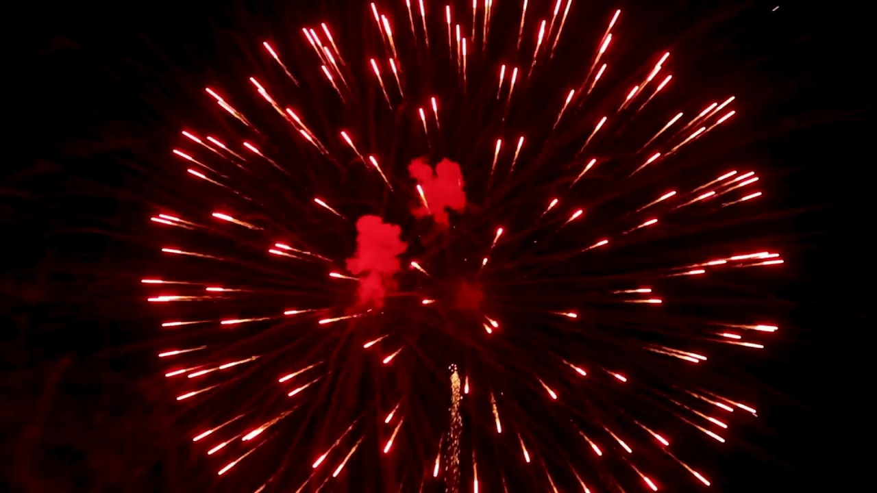 Great Lakes Fireworks: Traverse City July 4th 2017 Full Show - YouTube