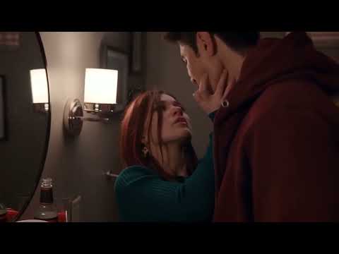 Ginny and Georgia: Season 2 / Kissing Scenes — Abby and Press (Katie Douglas and Damian Romeo)