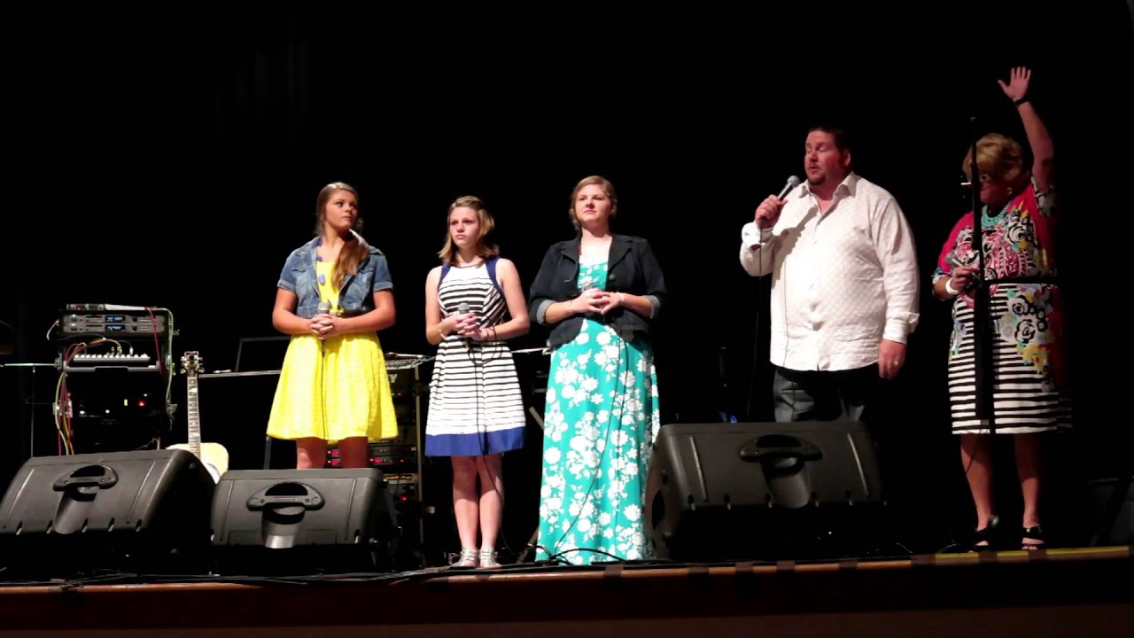 THE DODRILL FAMILY SING A CLIP OF "HE'LL DO IT AGAIN" - YouTube